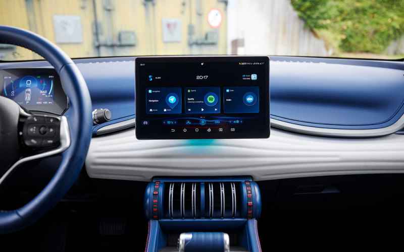 BYD Auto presenta le elettriche Tang, Han e Atto 3